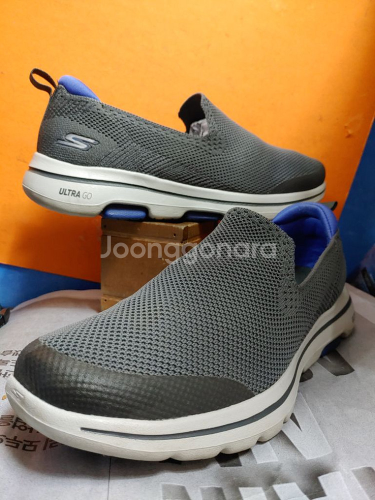 스케쳐스 에어쿨 울트라 고(US8표기260) | 중고나라 카페에서 운영하는 공식 사이트