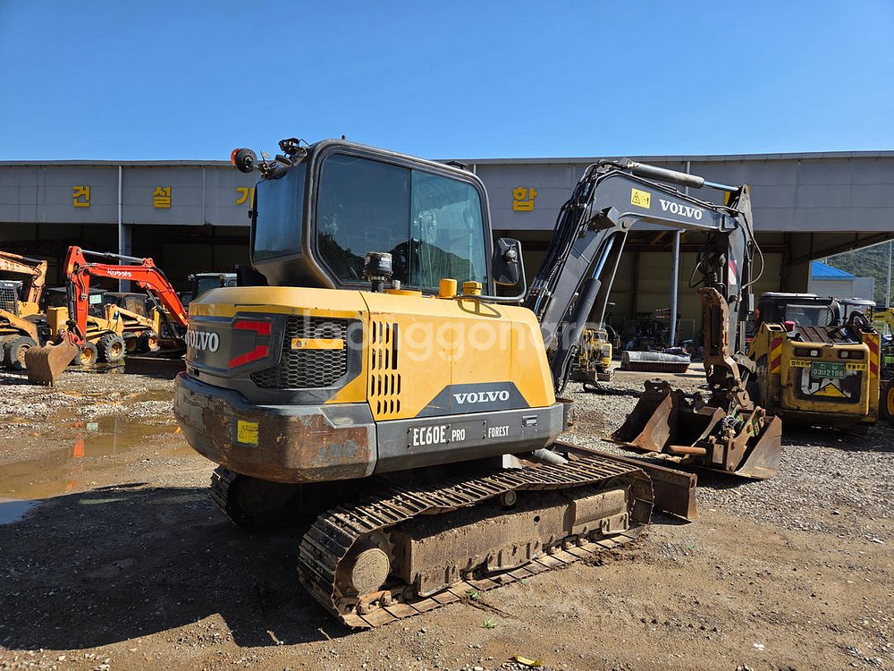 02중고굴삭기 볼보 EC60 2022년 코집 풀셋트 | 중고나라 카페에서 운영하는 공식 사이트
