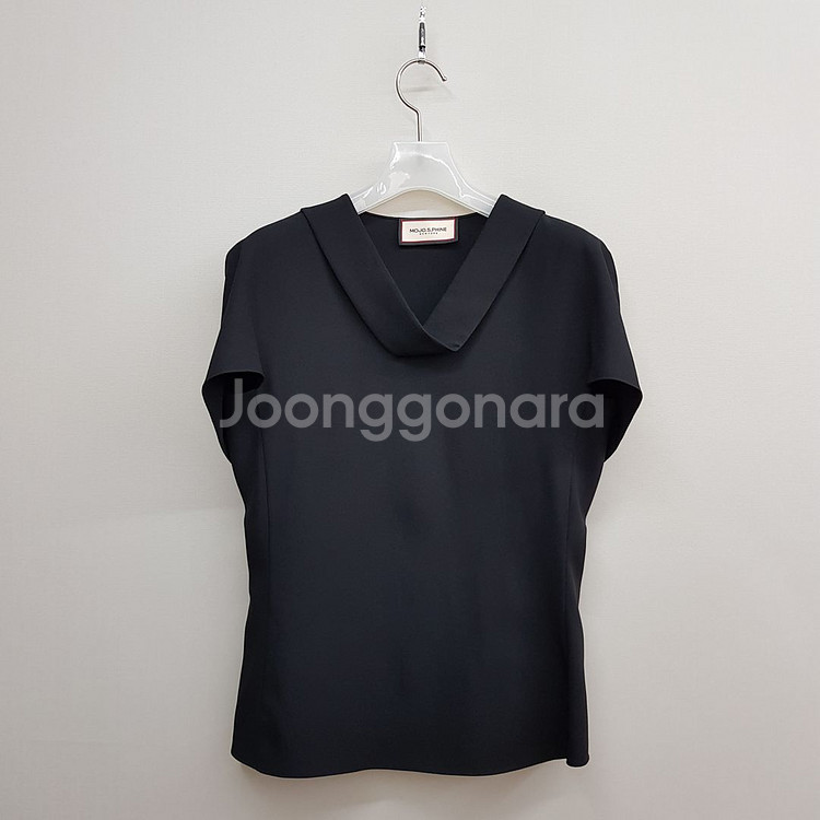 모조에스핀 20SS V넥 칼라 블랙 블라우스 (55 | 중고나라 카페에서 운영하는 공식 사이트