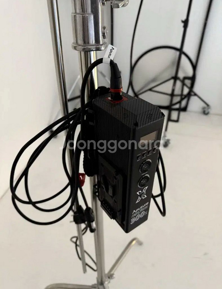 어퓨쳐 300X BI-Color | 중고나라 카페에서 운영하는 공식 사이트