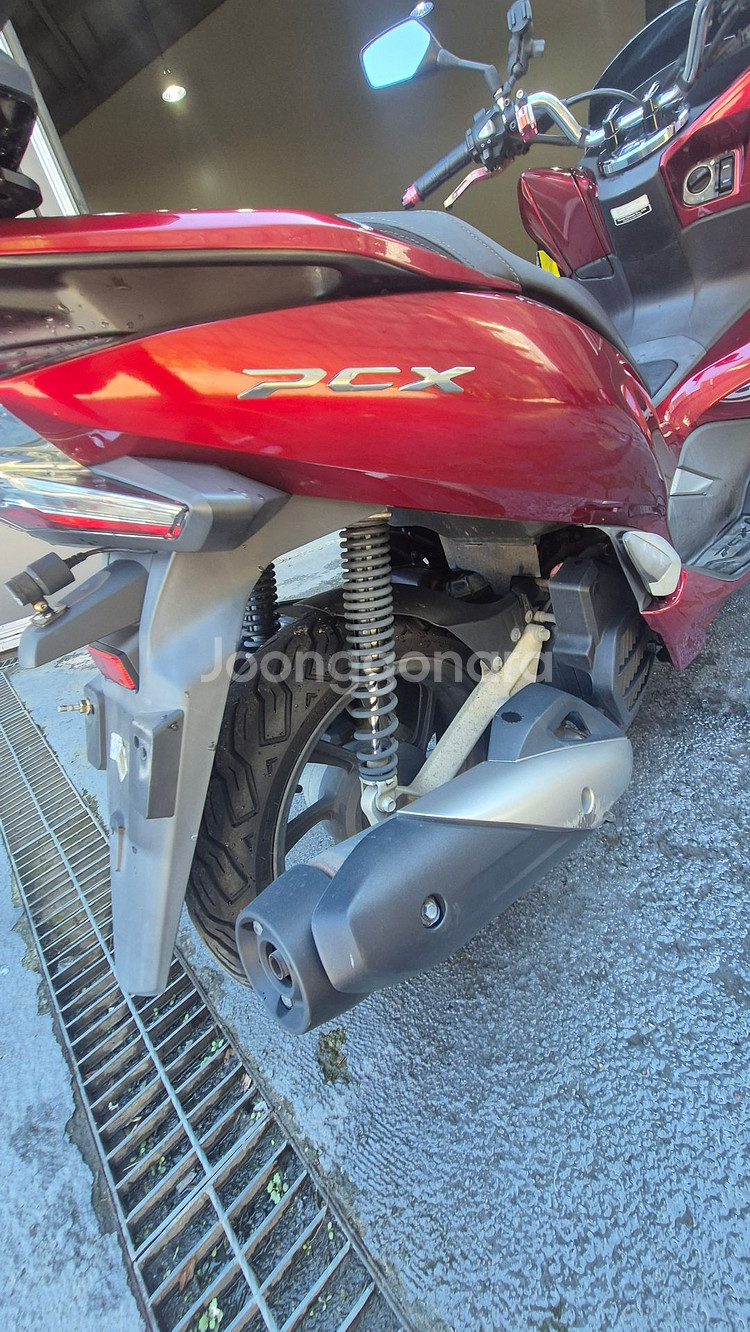 pcx125 20년형 블박 3만km 카울s급판매중 | 중고나라 - 안심되는 중고거래