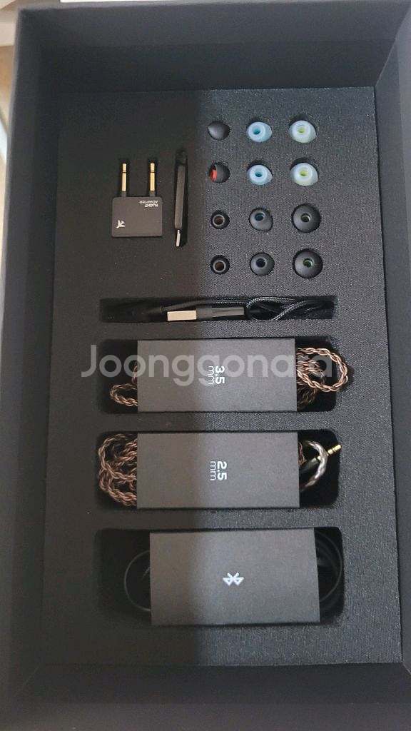 AKG n5005 이어폰 + 큐델릭스 5k 팝니다 | 중고나라 - 안심되는 중고거래