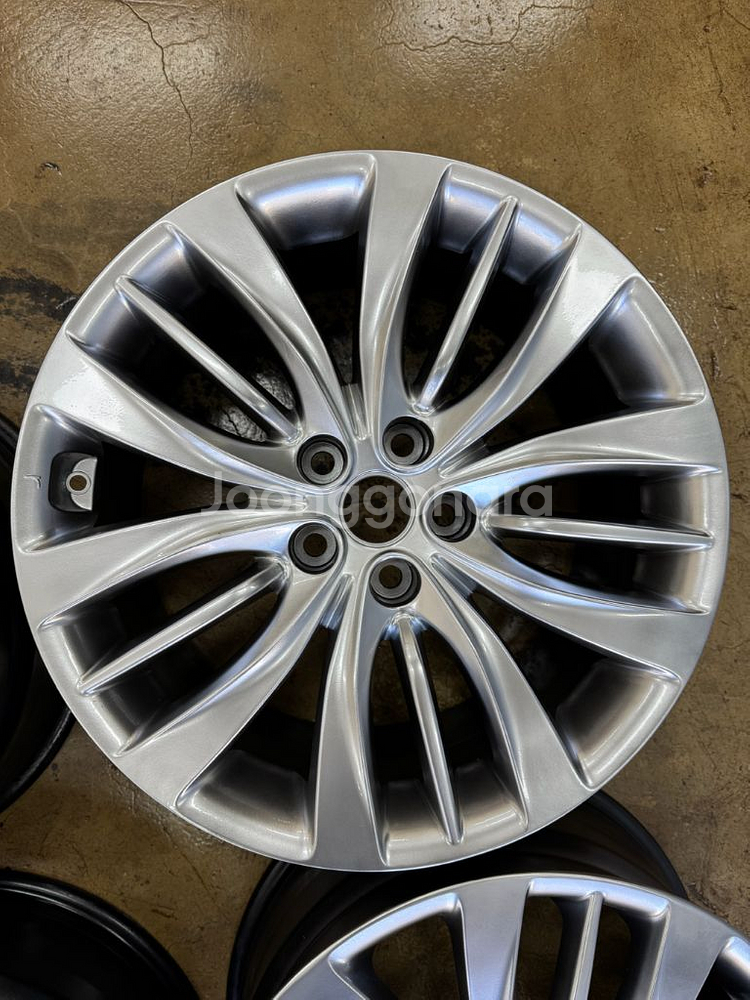 제네시스g80,dh 19인치 순정휠세트 팝니다 | 중고나라 - 안심되는 중고거래