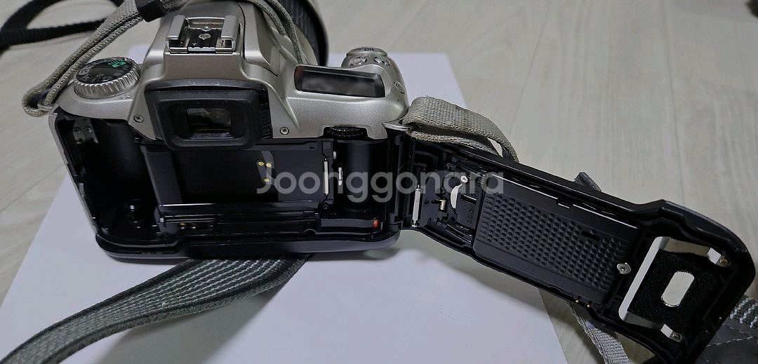 니콘 f55 slr dslr식 필름카메라 + 렌즈들 + 가방 , Nikon 빈티지 카메라 | 중고나라 - 안심되는 중고거래