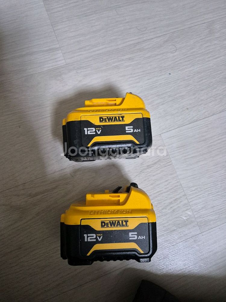 디월트 12v 5ah dcb126 배터리 팝니다.(개당 4만) | 중고나라 - 안심되는 중고거래