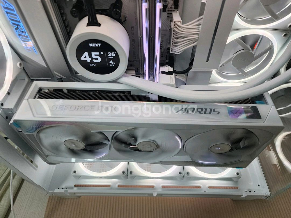 9950x3d 5090 64G 4TB NZXT 화이트 고사양 게이밍 컴퓨터 본체 | 중고나라 - 안심되는 중고거래
