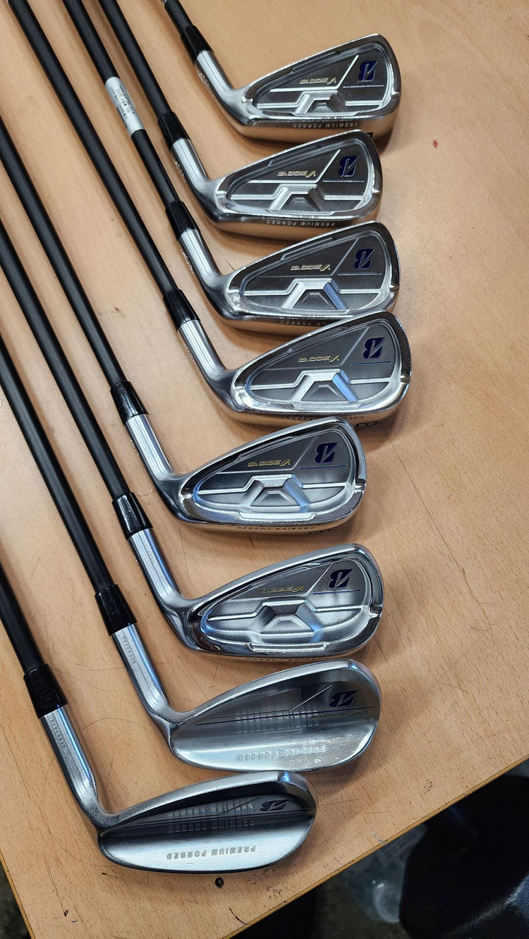 브리지스톤 v300 8세대 아이언(5~P,50,56)8EA,그라파이트(BASSARA,50 FLEX R) | 중고나라 - 안심되는 ...
