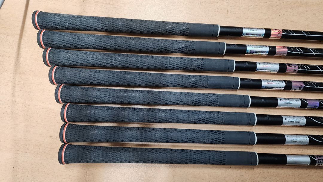 브리지스톤 v300 8세대 아이언(5~P,50,56)8EA,그라파이트(BASSARA,50 FLEX R) | 중고나라 - 안심되는 ...