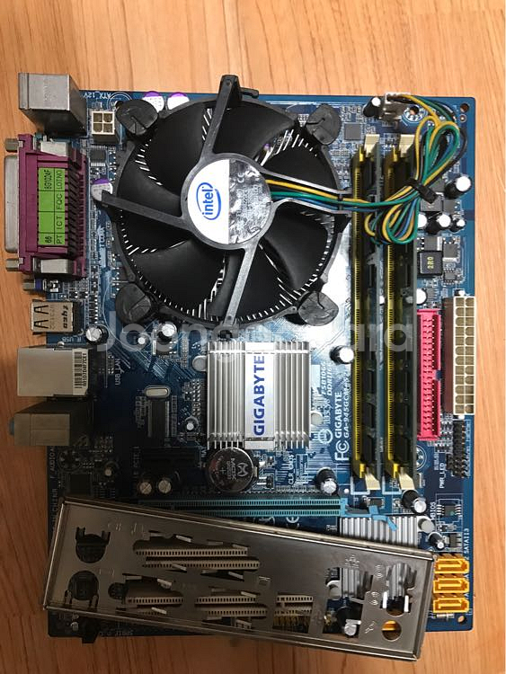 E4500/945보드/2GB램 일괄 택포 2만원 | CPU/메인보드 | 중고나라