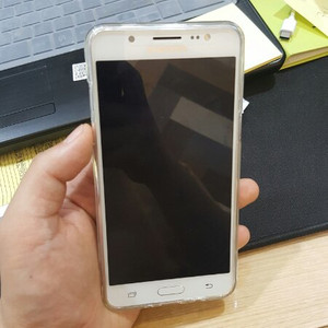 대구) 삼성j5(16년형) | LG | 중고나라