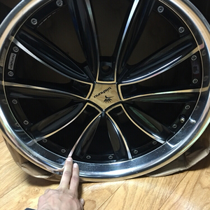 pcd105 18인치 크리슈나휠 | 휠/타이어 | 중고나라