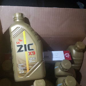 지크x9 ls 5w40 엔진오일 7통 팝니다. | 기타 부품/용품 | 중고나라