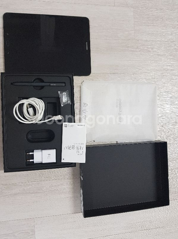 갤럭시탭 S3 LTE 32G 팝니다 | 중고나라 카페에서 운영하는 공식 사이트